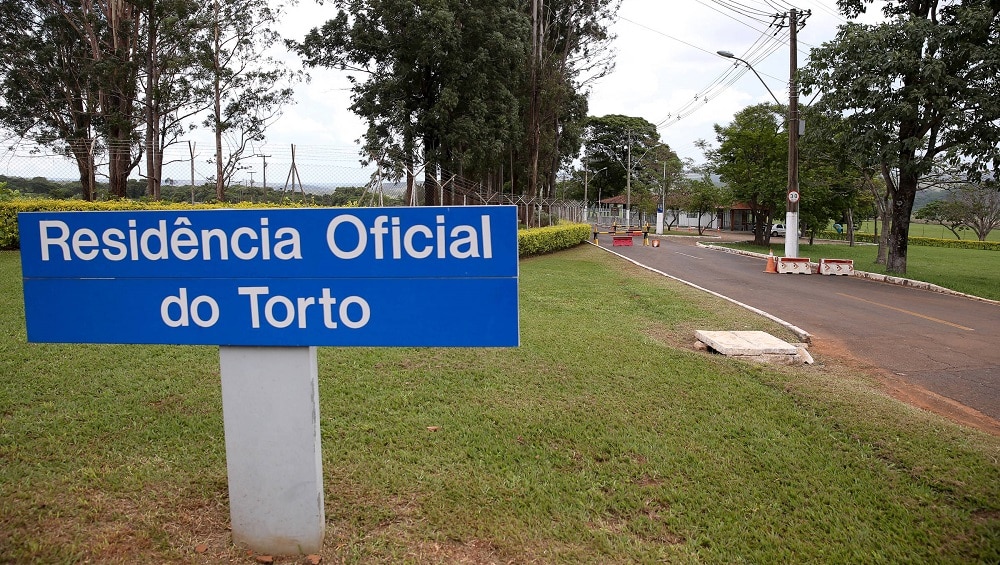 Batedores da PRF que escoltarão comitiva presidencial chegam ao Torto ...