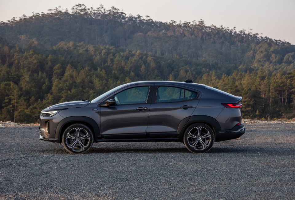 Fiat apresenta seu segundo SUV nacional, o coupé Fastback - Diário do Poder