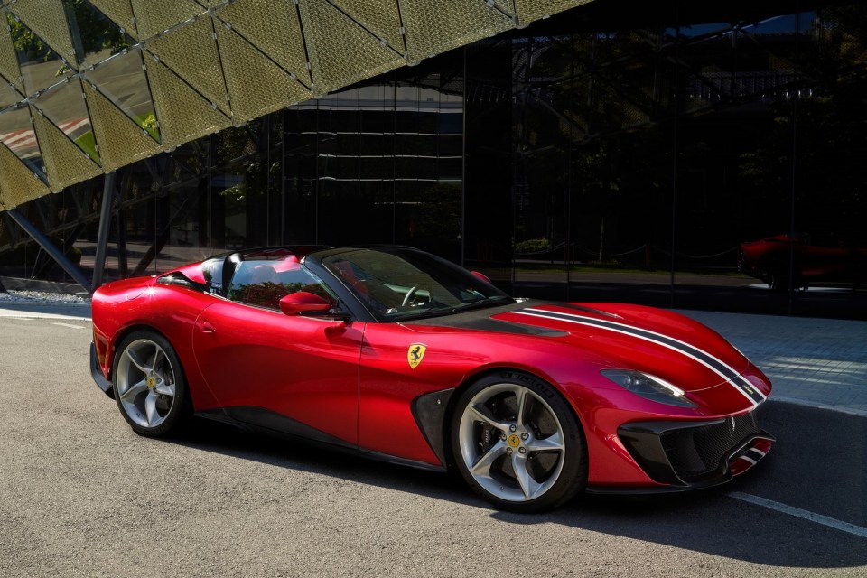 Ferrari apresenta mais um modelo super exclusivo, o SP51 - Diário do Poder