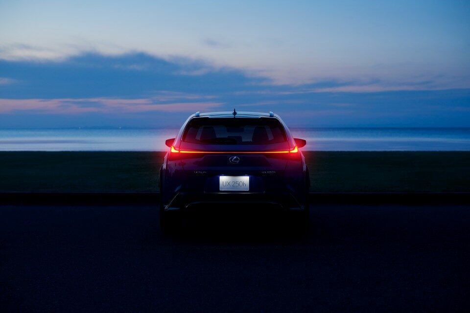Lexus apresenta linha 2023 dos híbridos ES 300h e UX 250h - Diário do Poder