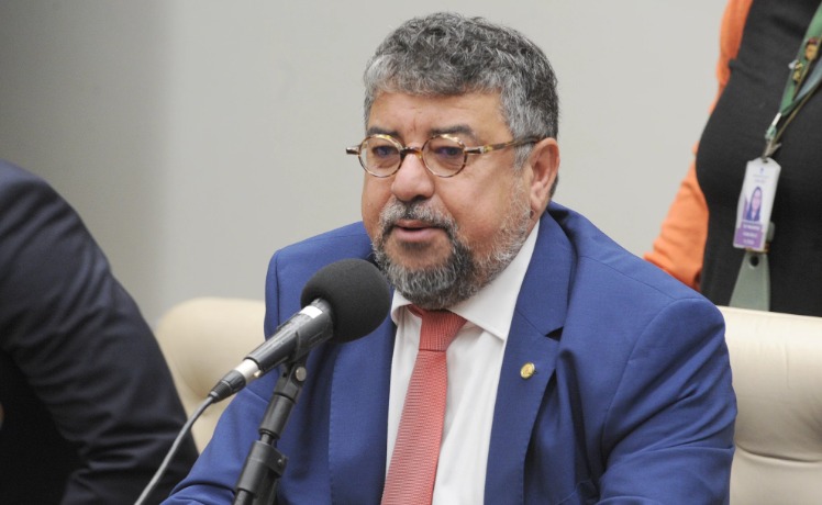 Petista Quaquá é reprovado por mais de 50% da população em Maricá ...