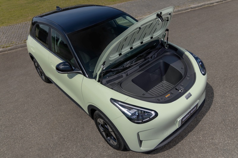 Geely EX2 mostra que na ‘guerra’ por espaço, quem ganha é o público ...