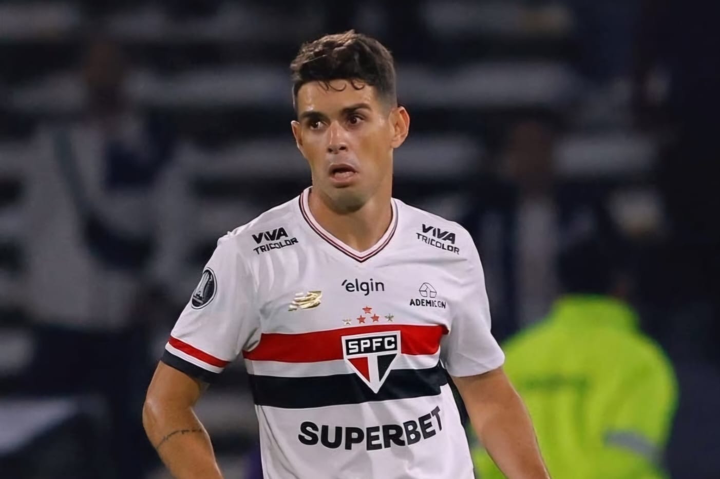 Oscar decide encerrar carreira e São Paulo abre conversas para rescisão ...