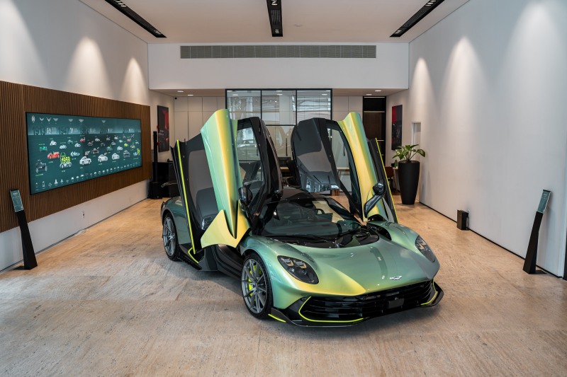 Aston Martin Valhalla, o hipercarro de R$ 15 milhões chega ao Brasil ...