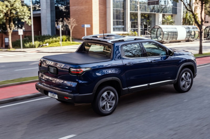 Fiat apresenta Toro ‘híbrida’ com o sistema MHEV de 48V e preço salgado ...